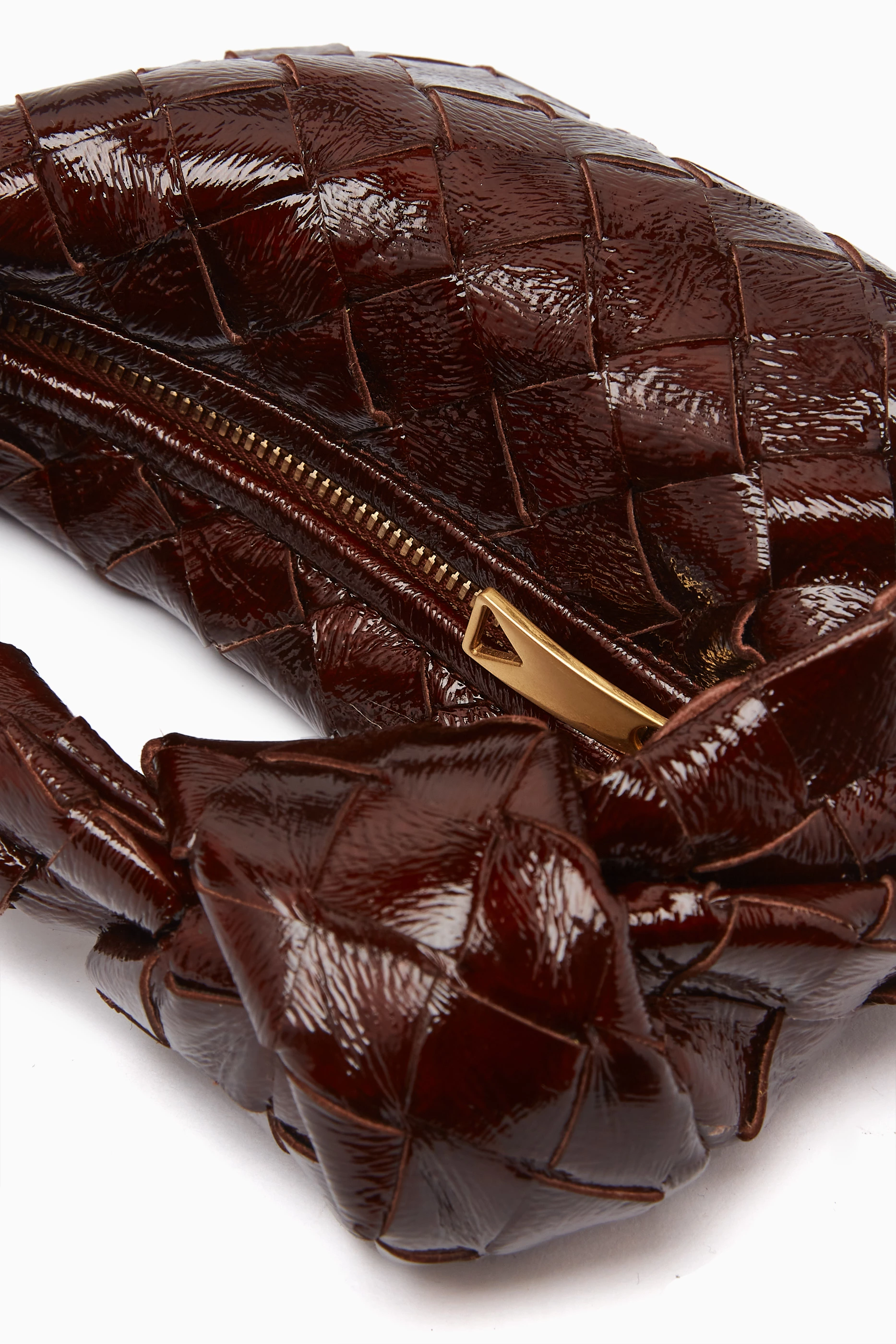 57 bilder av Bottega Veneta 730828 Candy Jodie Bag i grønt intreccio-skinn